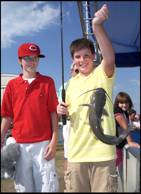 Fishing Friendzy Tanked