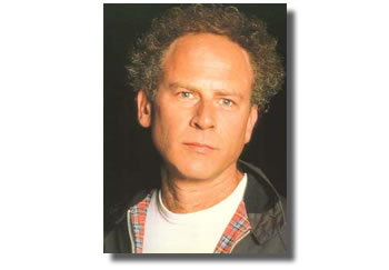 Kim Cermak's Instagram, Twitter & Facebook on IDCrawl